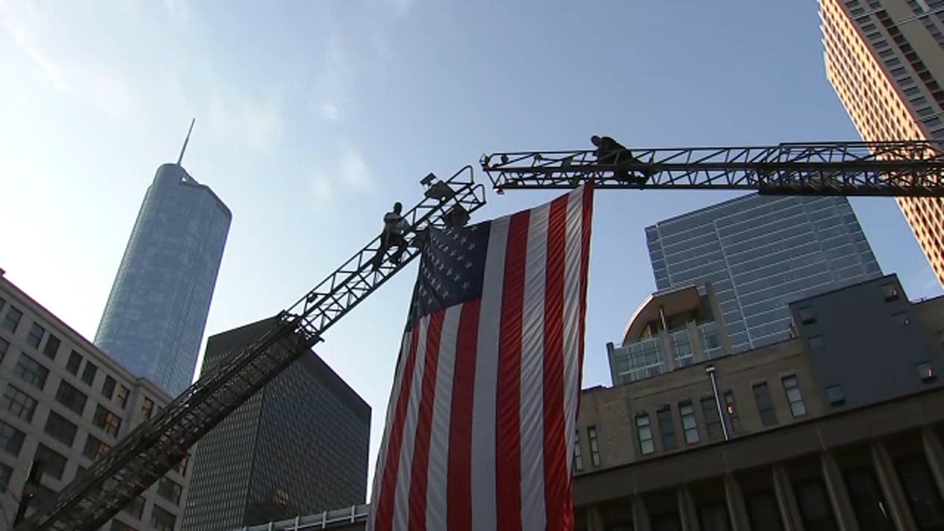 Chicago area pays tribute to victims of 9/11 attacks