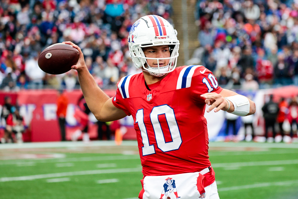 NFL DFS Lineup Picks for FanDuel, DraftKings - Jets vs. Patriots ...
