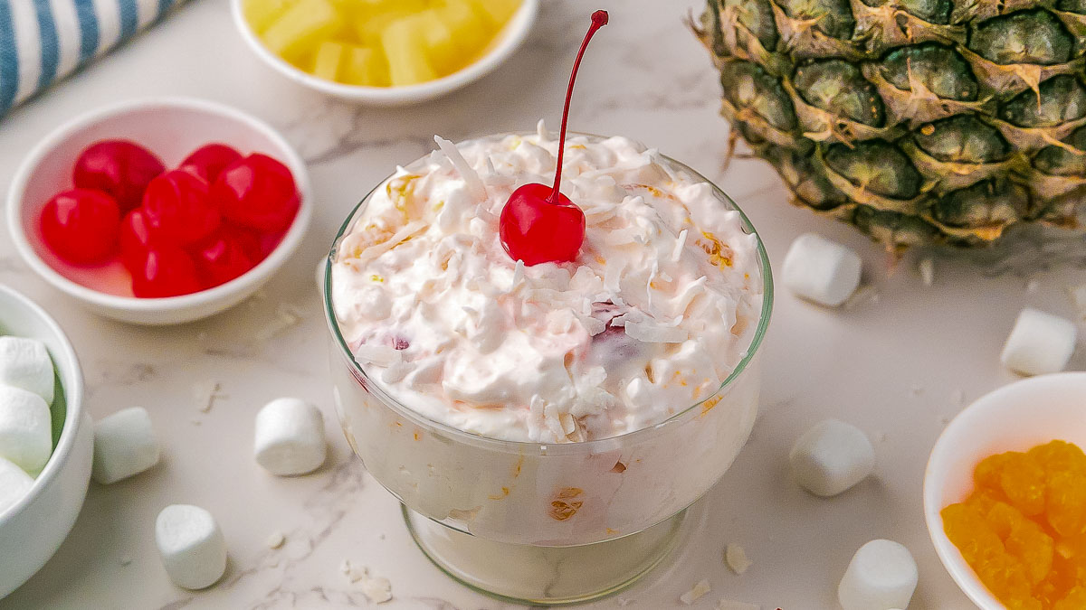 21 Potluck Dishes Everyone Will Still Be Talking About Tomorrow