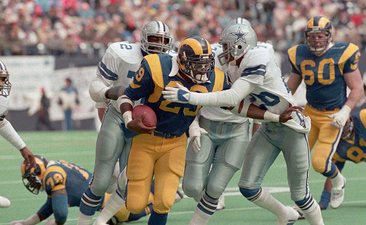 15 NFL Photos That Capture the Glory Days of 1980s Football