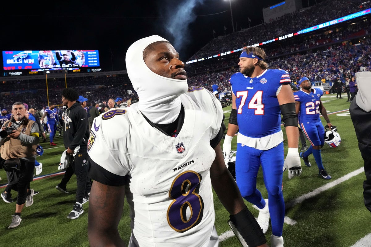Baltimore Ravens’ Lamar Jackson apologizes after pushing incident with ...