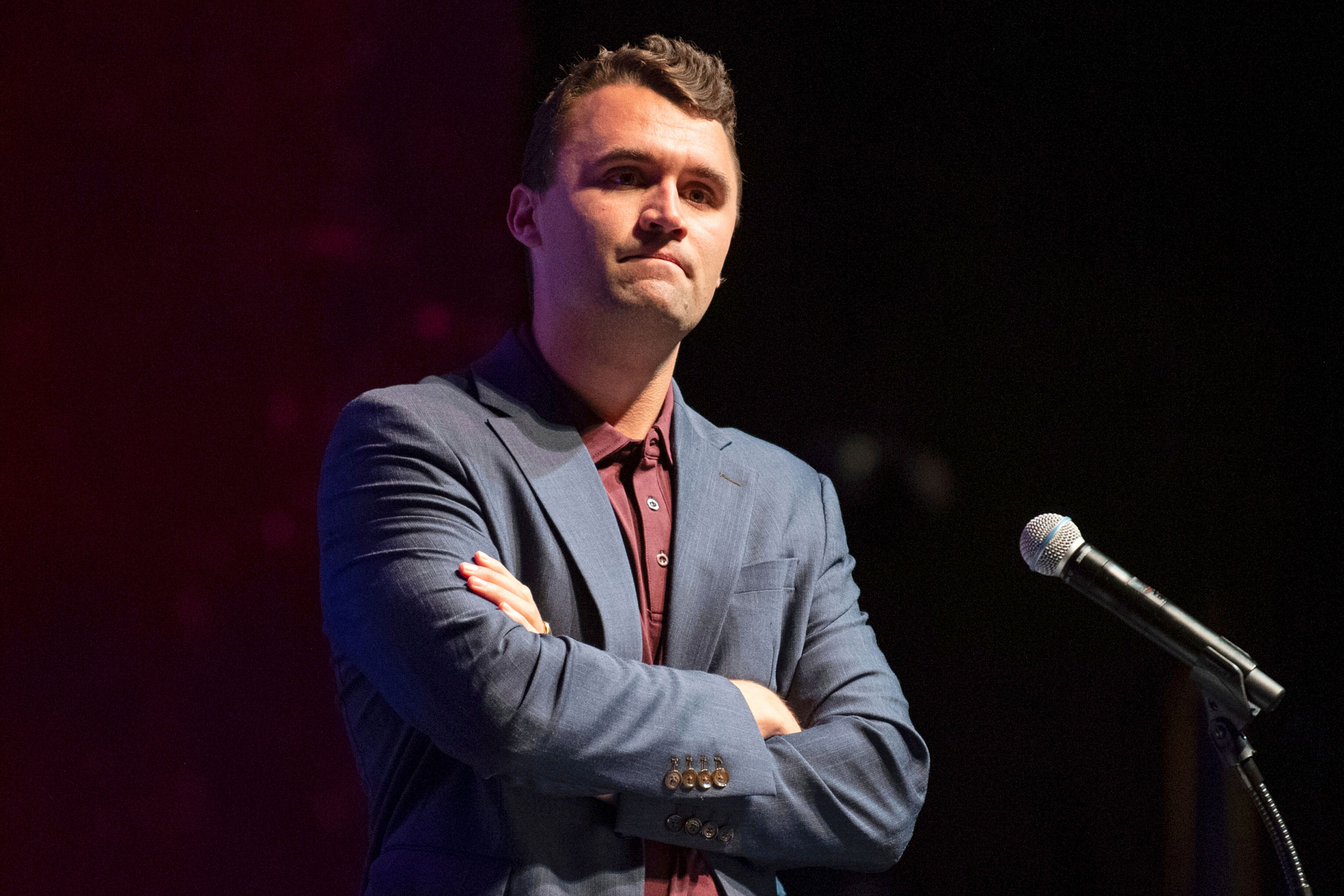 Dramatic new video shows Charlie Kirk’s suspected killer jumping from ...