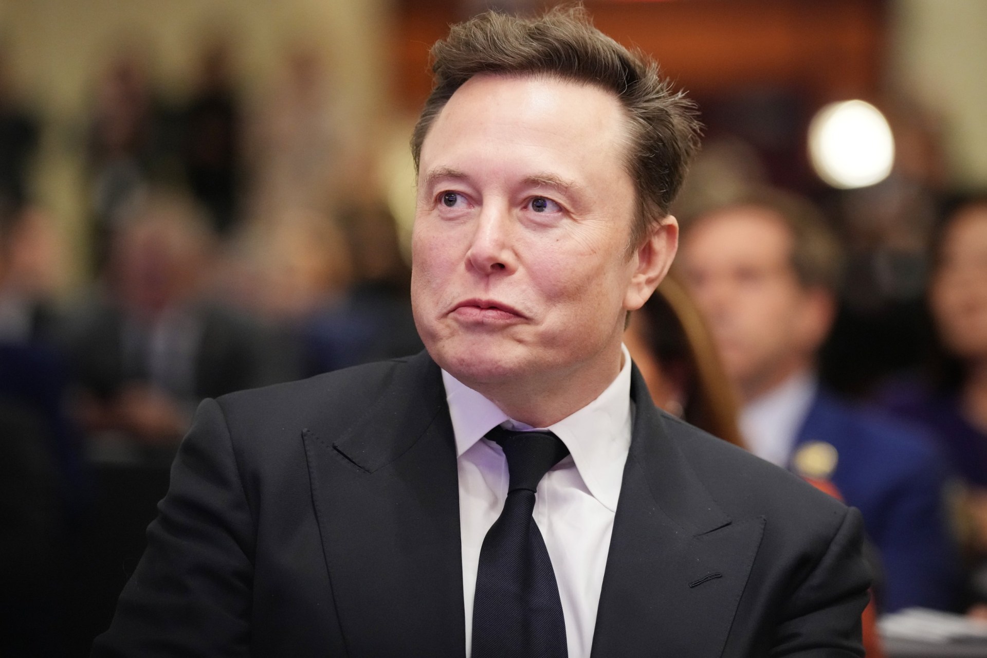 Elon Musk Tops Rich List with $400bn Net Worth