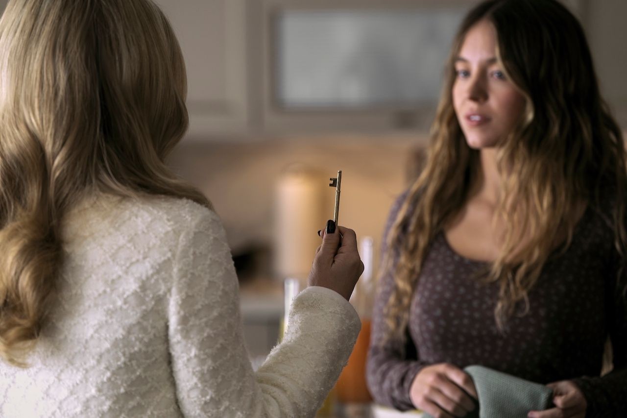 « La Femme de ménage » : les premières images du film adapté du livre ...