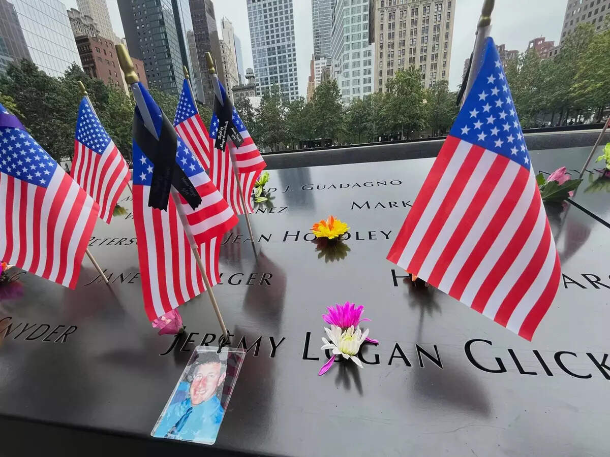 Patriot Day or 9/11 a federal holiday in the US? Check if mail delivery ...