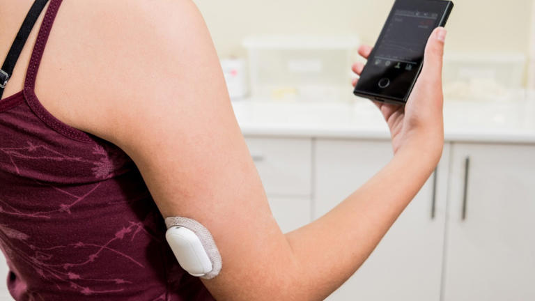 Wearable skin sensor can track health continuously