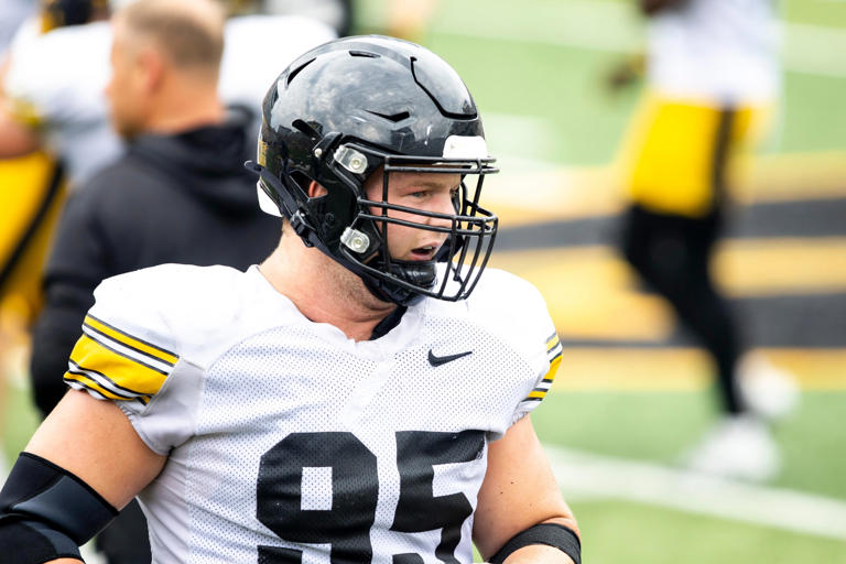 Iowa football: Three defensive keys in Week 3 vs. UMASS