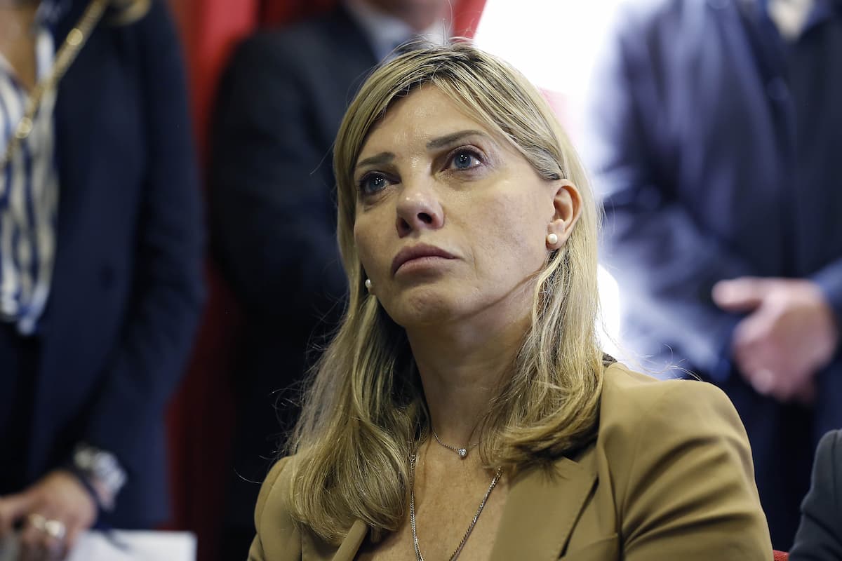 Il caso di Giusi Bartolozzi è la conferma che è in corso una guerra tra ...