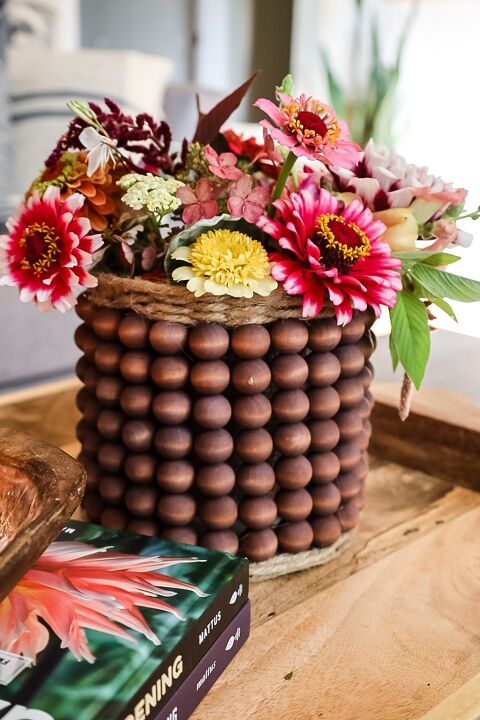 Wood bead vase