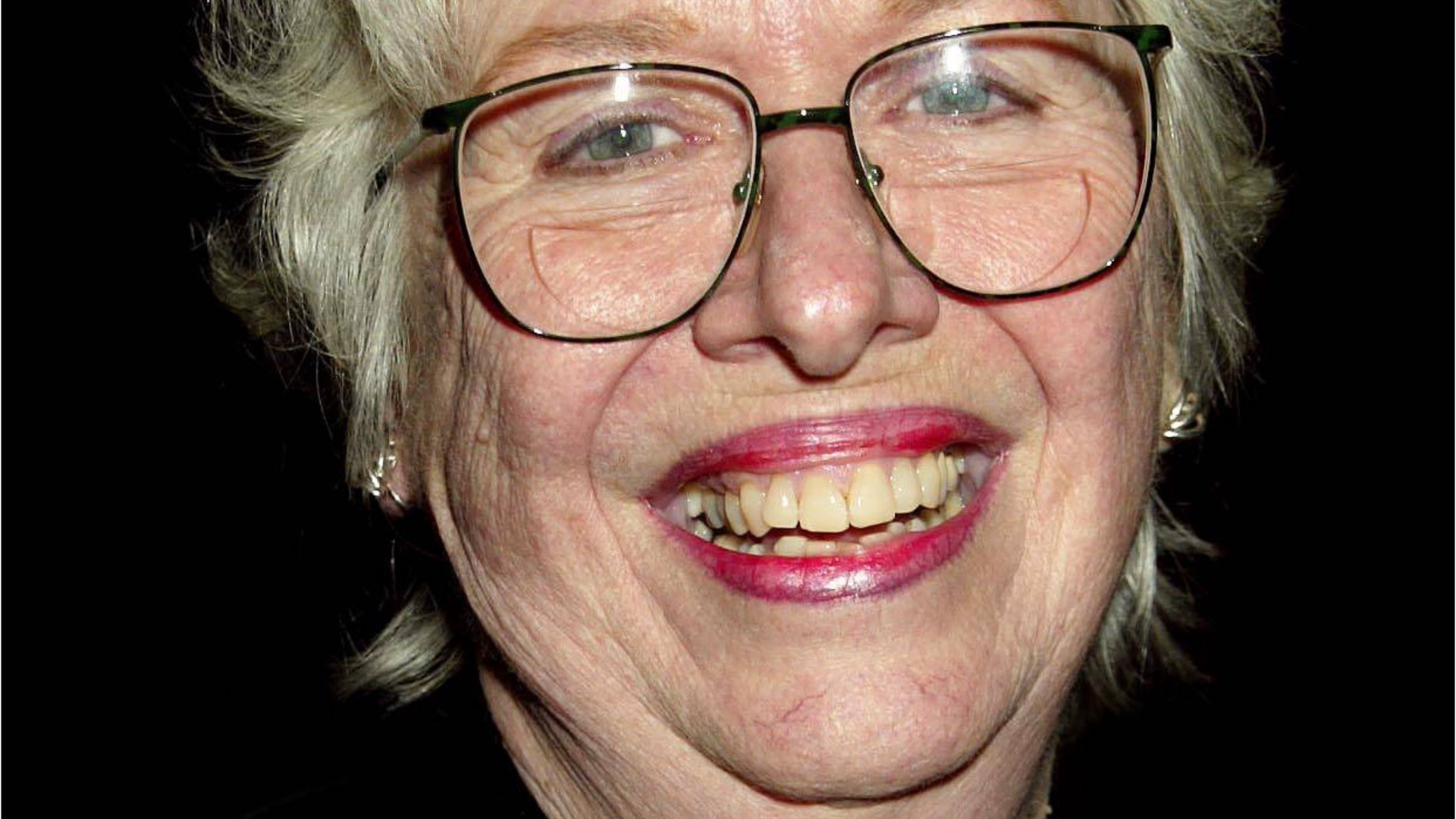 Actress Polly Holliday dies aged 88