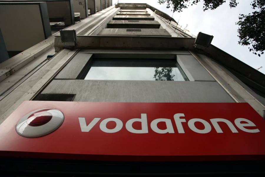 Πρόστιμο 700.000 ευρώ στη Vodafone - 15 τηλεφωνικές γραμμές ...