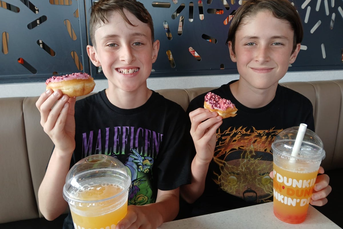 Twins diagnosed with the same ‘one-in-a-million’ condition eight years ...