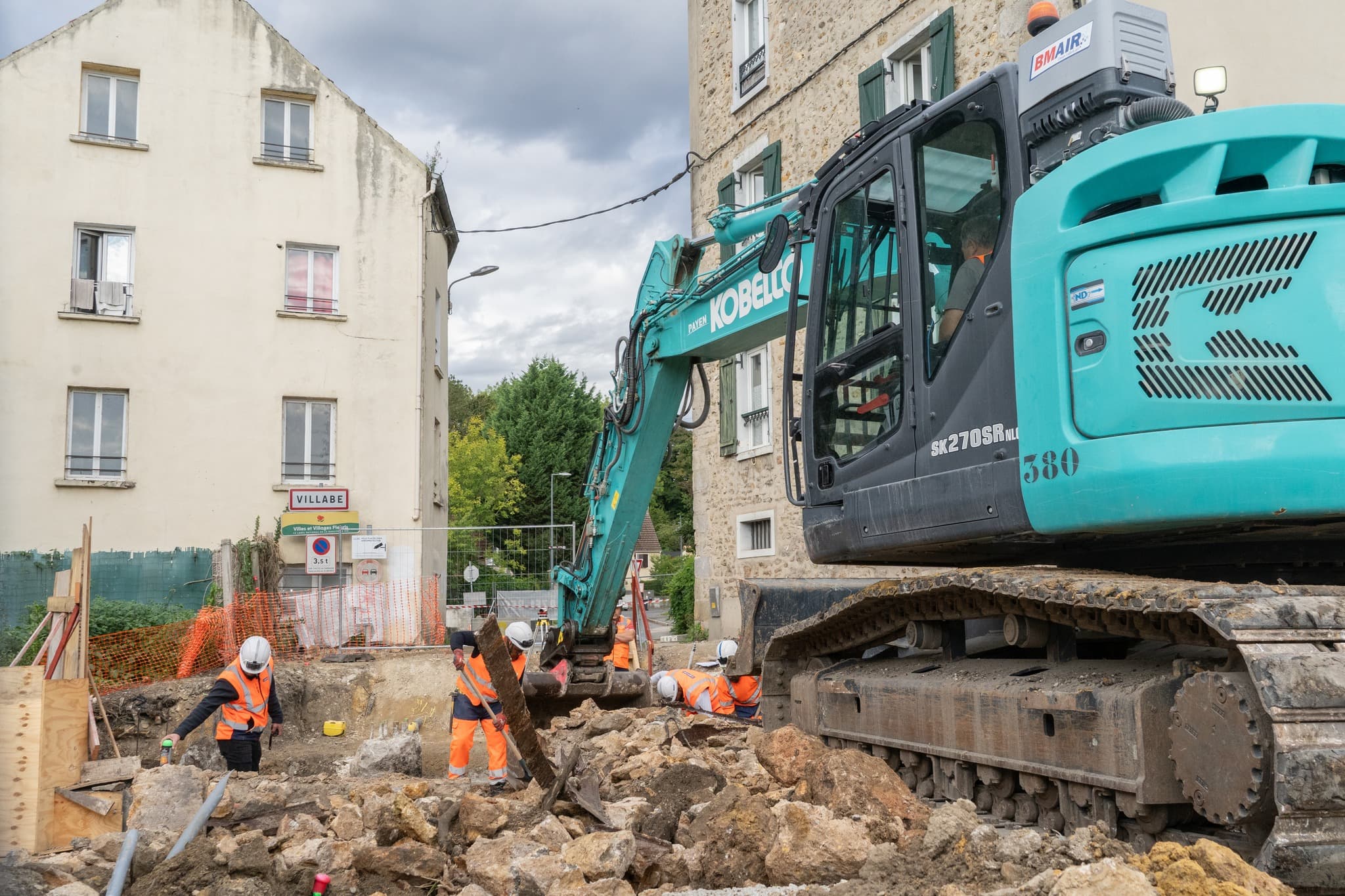 Essonne: des travaux ont débuté sur le pont qui relie les communes de Villabé et Corbeil-Essonnes