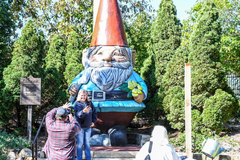 Reiman Gardens turns 30 with a Botanical Bash, featuring drones, music ...