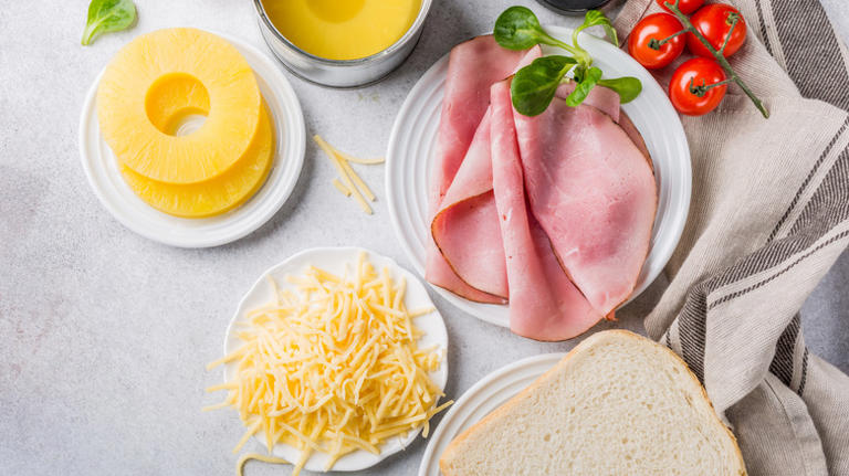 10 Vintage Lunch Dishes Your Grandma Might've Made Every Week