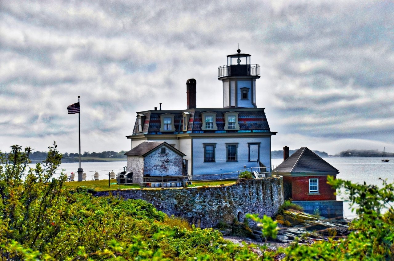 12 Secret U.S. Lighthouses You Can Sleep In and the Legends Behind Them