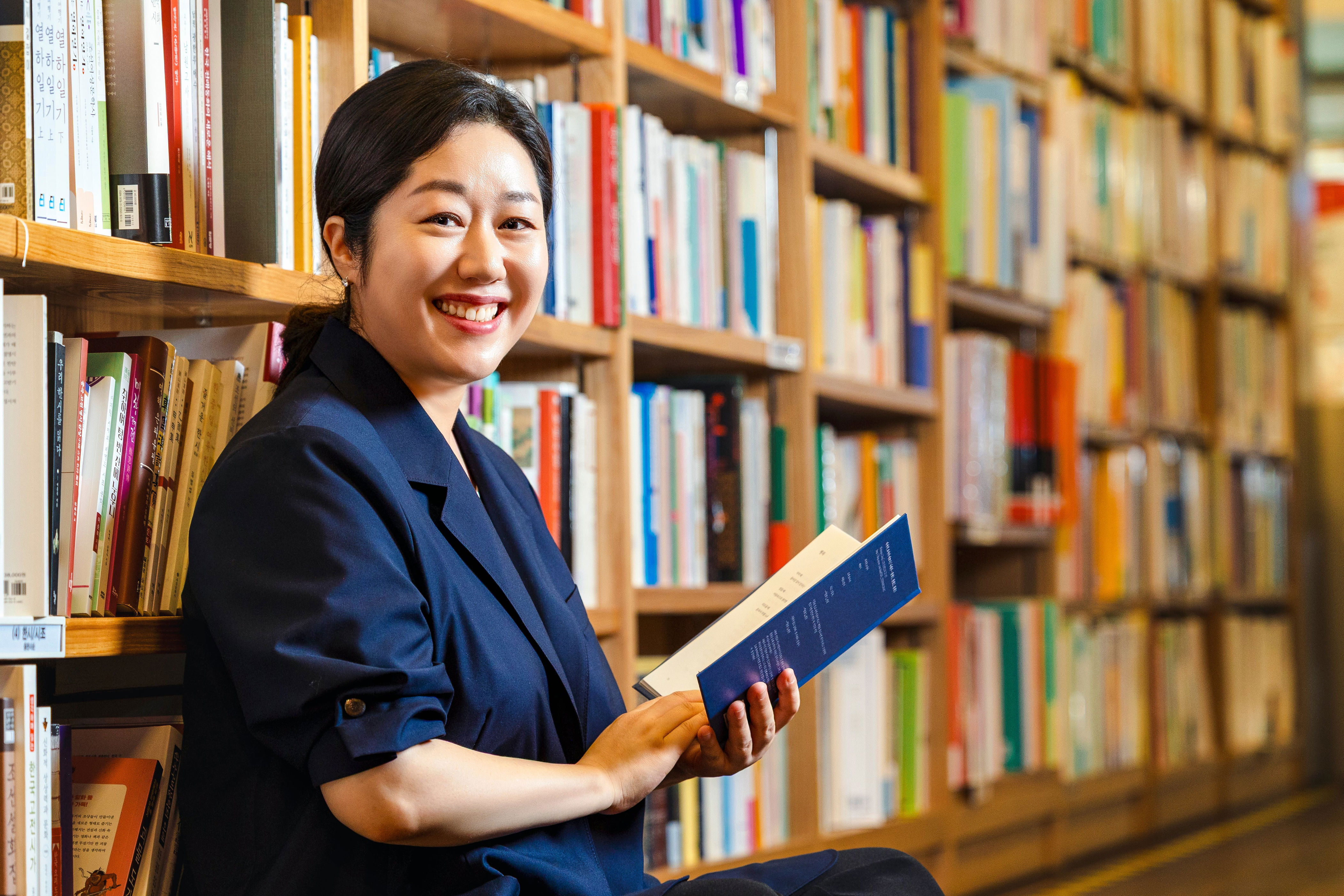 The time under knees that sustains life