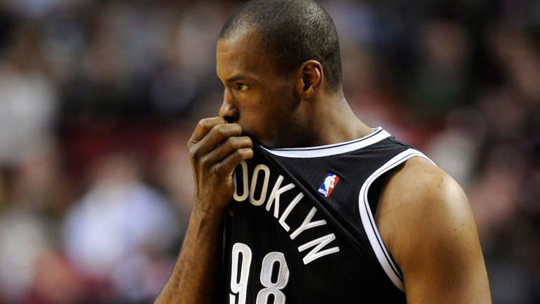 Former NBA player Jason Collins undergoing treatment for brain tumour