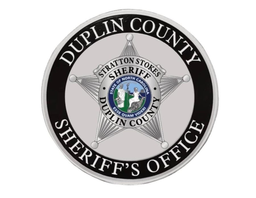 Duplin County investigates theft of political signs