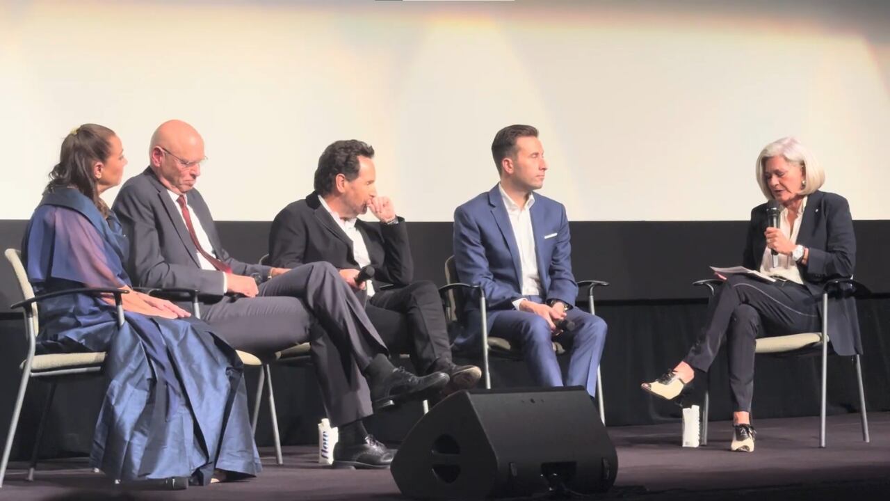 Journalist booed by TIFF crowd after asking question about Gaza