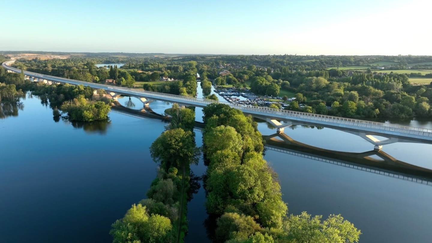 HS2 completes UK’s rail bridge Colne Valley Viaduct