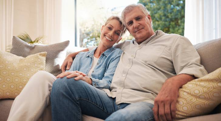 Are you married in America? Then don’t claim Social Security unless you ...