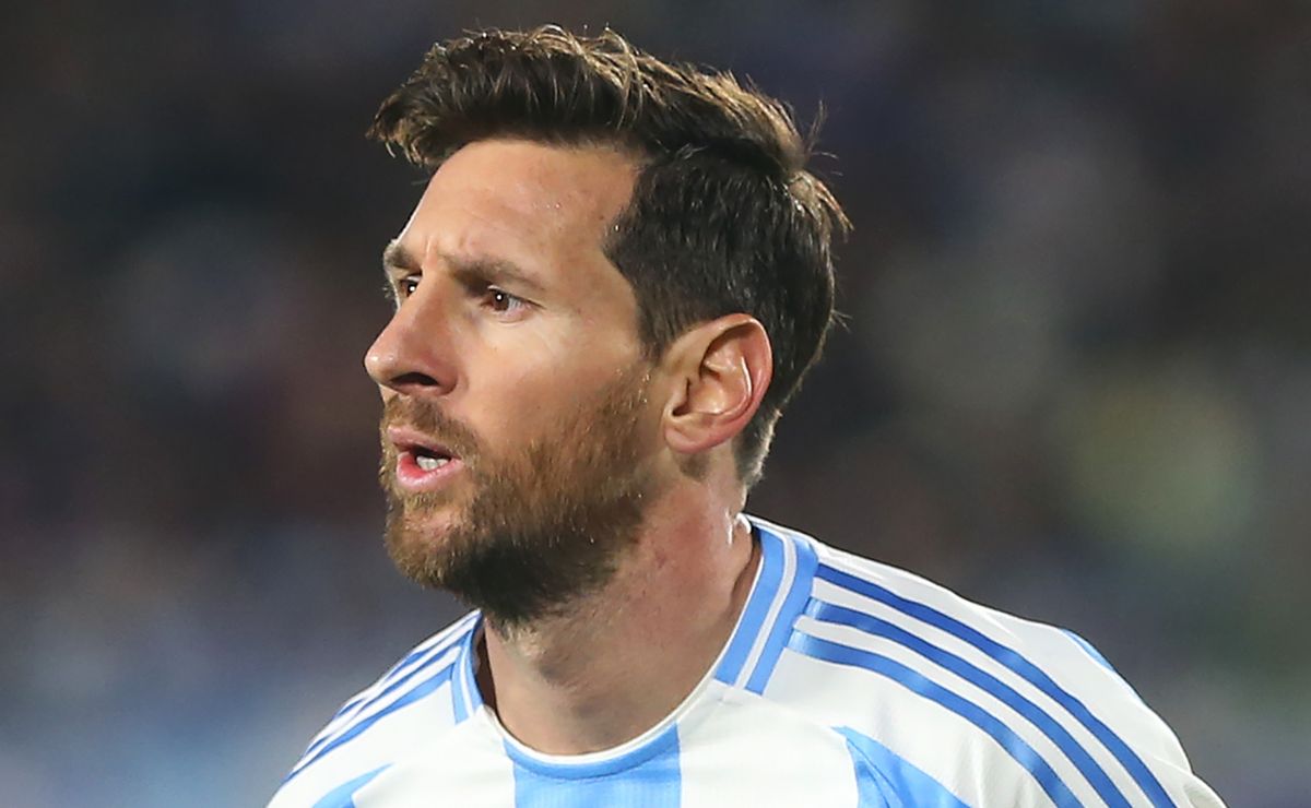 Messi’s Argentina teammate injured during international duty: Set to ...
