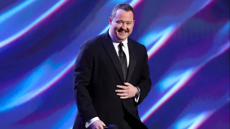 Family ties to Notre Dame propel Shane Gillis into Fighting Irish ...