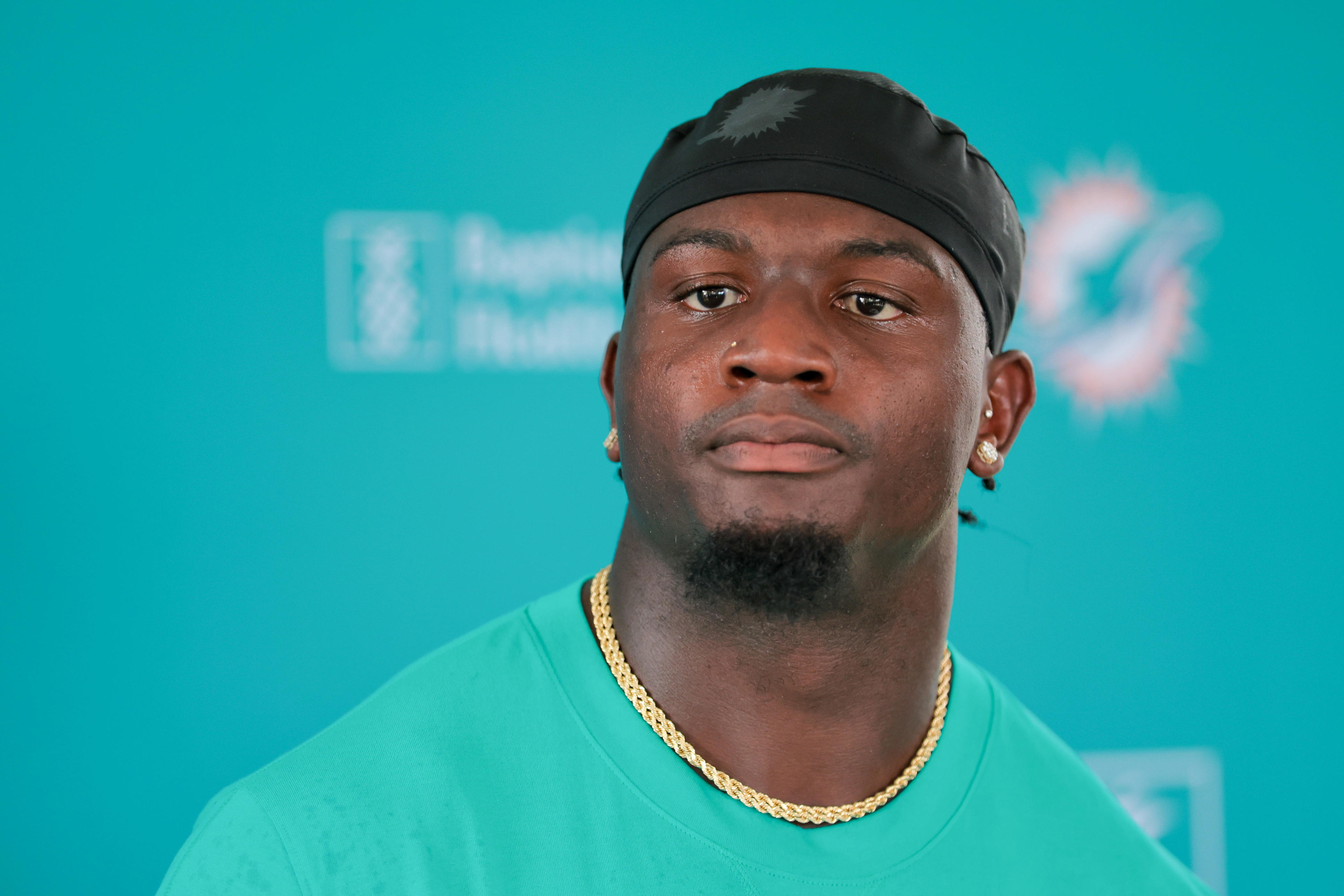 Dolphins DC says it was mistake veteran LB had no snaps vs. Colts: 'He ...