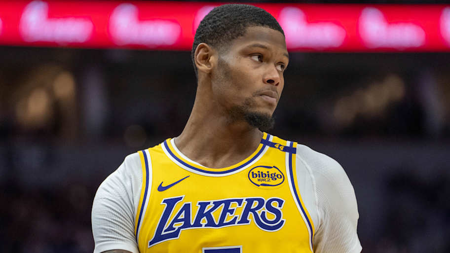 Polarizing ex-Laker heads overseas after NBA opportunities dry up