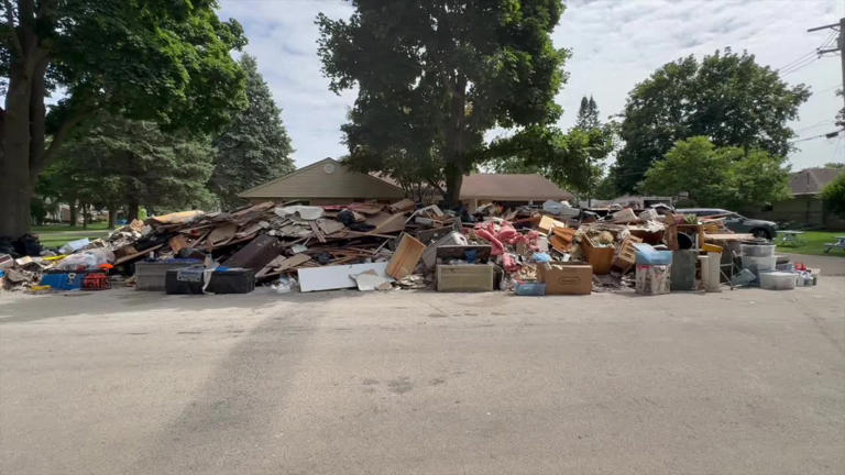 Coroner finds missing radio host was killed by croc