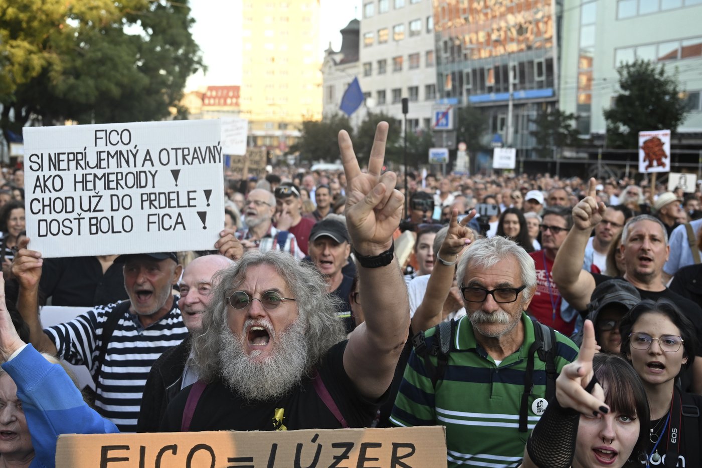 Thousands in Slovakia gather in renewed protest against pro-Russian ...