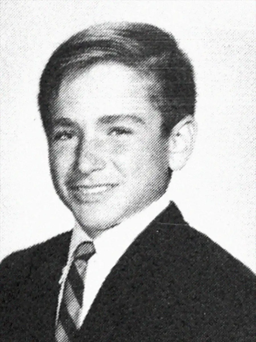 20 Yearbook Photos of Famous Comedians and Actors