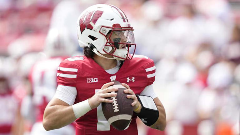 Wisconsin Names Starting QB Ahead of Massive Week 3 Contest vs. Alabama