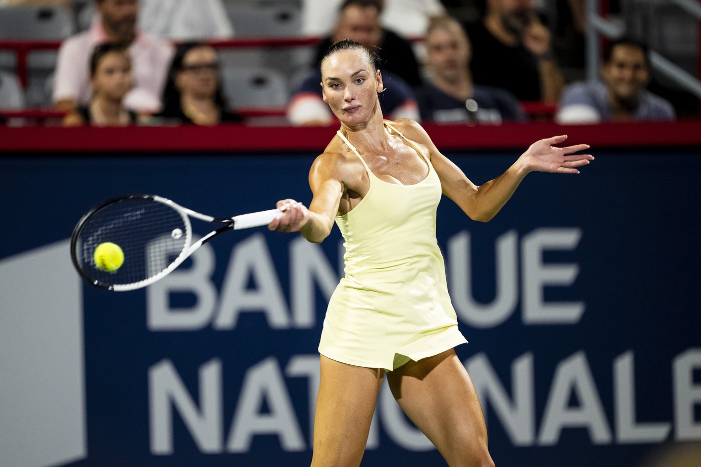Branstine s'incline 6-4, 6-4 devant Semenistaja en quarts de finale à ...