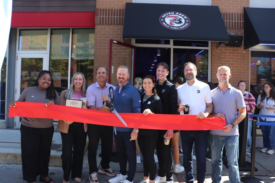 Walk-thru coffee shop opens on Ohio State’s campus