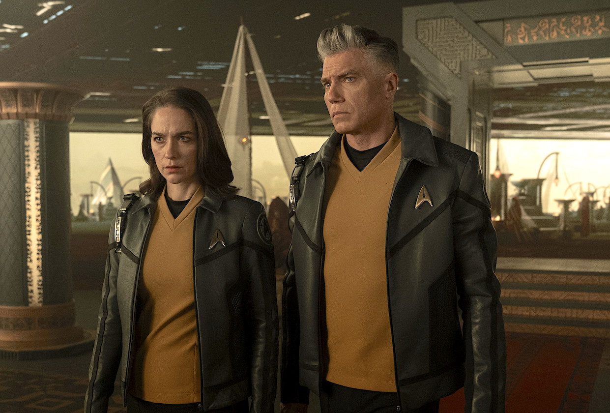 Star Trek: Strange New Worlds Finale Adds a Bittersweet Twist to Pike's ...