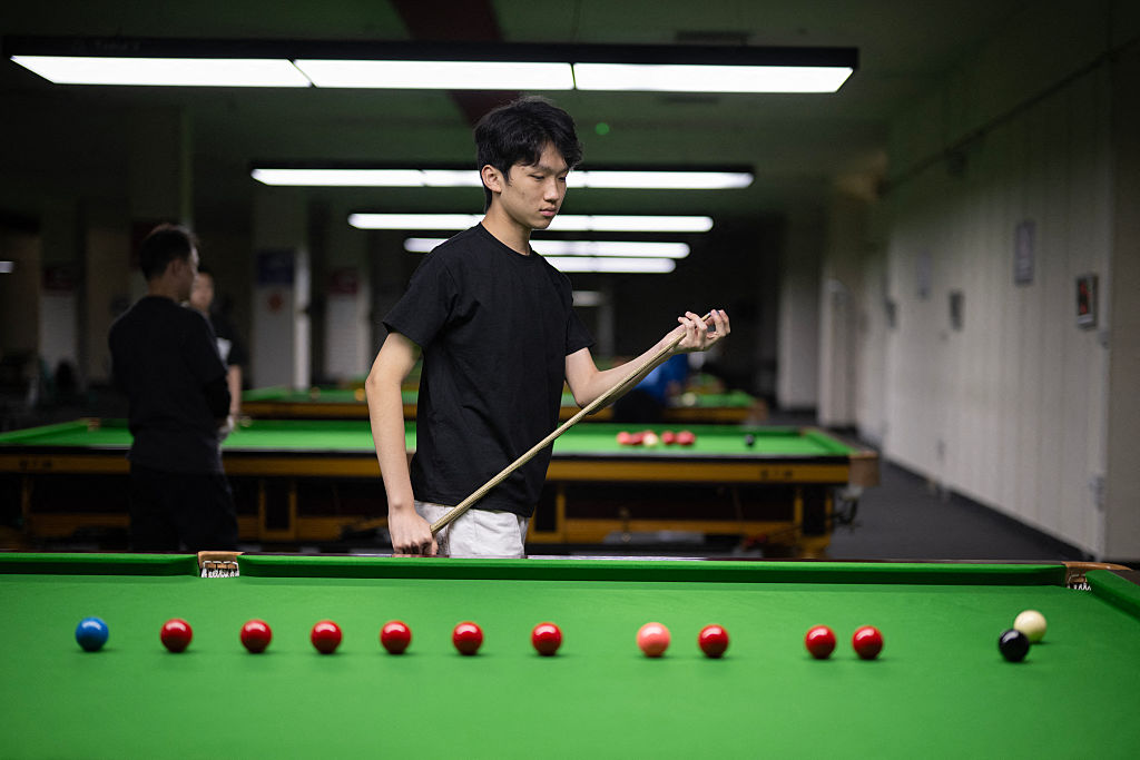 The wonderkid racking up wins on the pro snooker tour