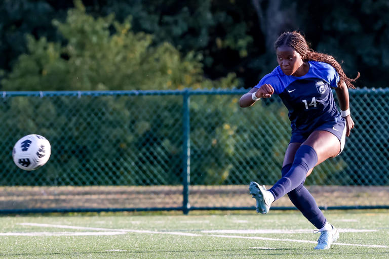 Way-too-early 2025 girls soccer Player of the Year watch list