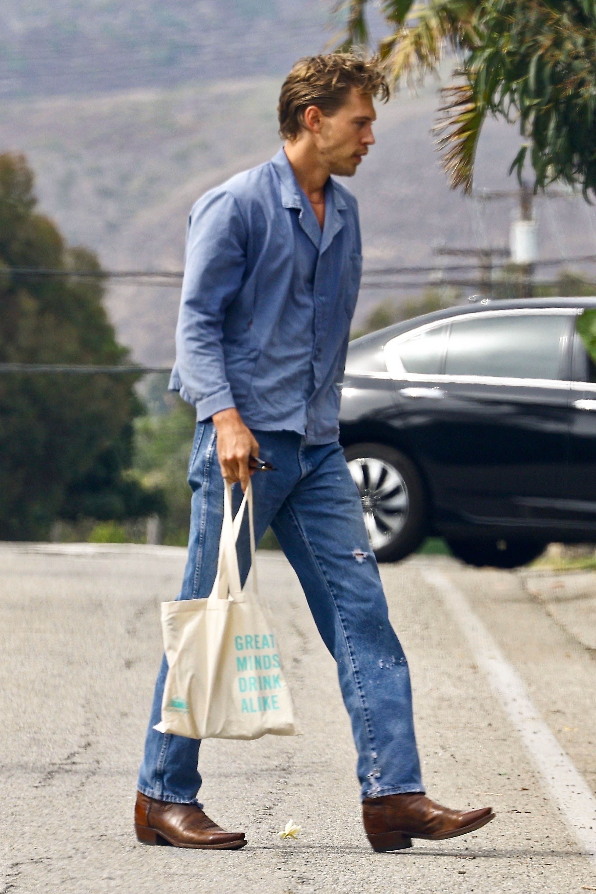 Is This Austin Butler Outfit the Perfect September Fit?