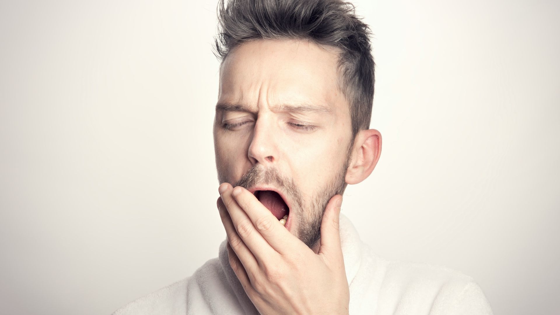 Sleepless Night: 10 Tricks to Beat Insomnia & 10 Tips for Functioning ...