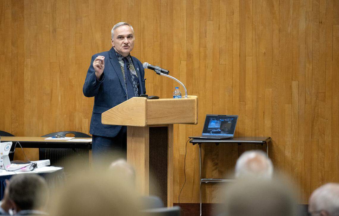 Penn State faculty senate raises concerns about staff, enrollment at ...