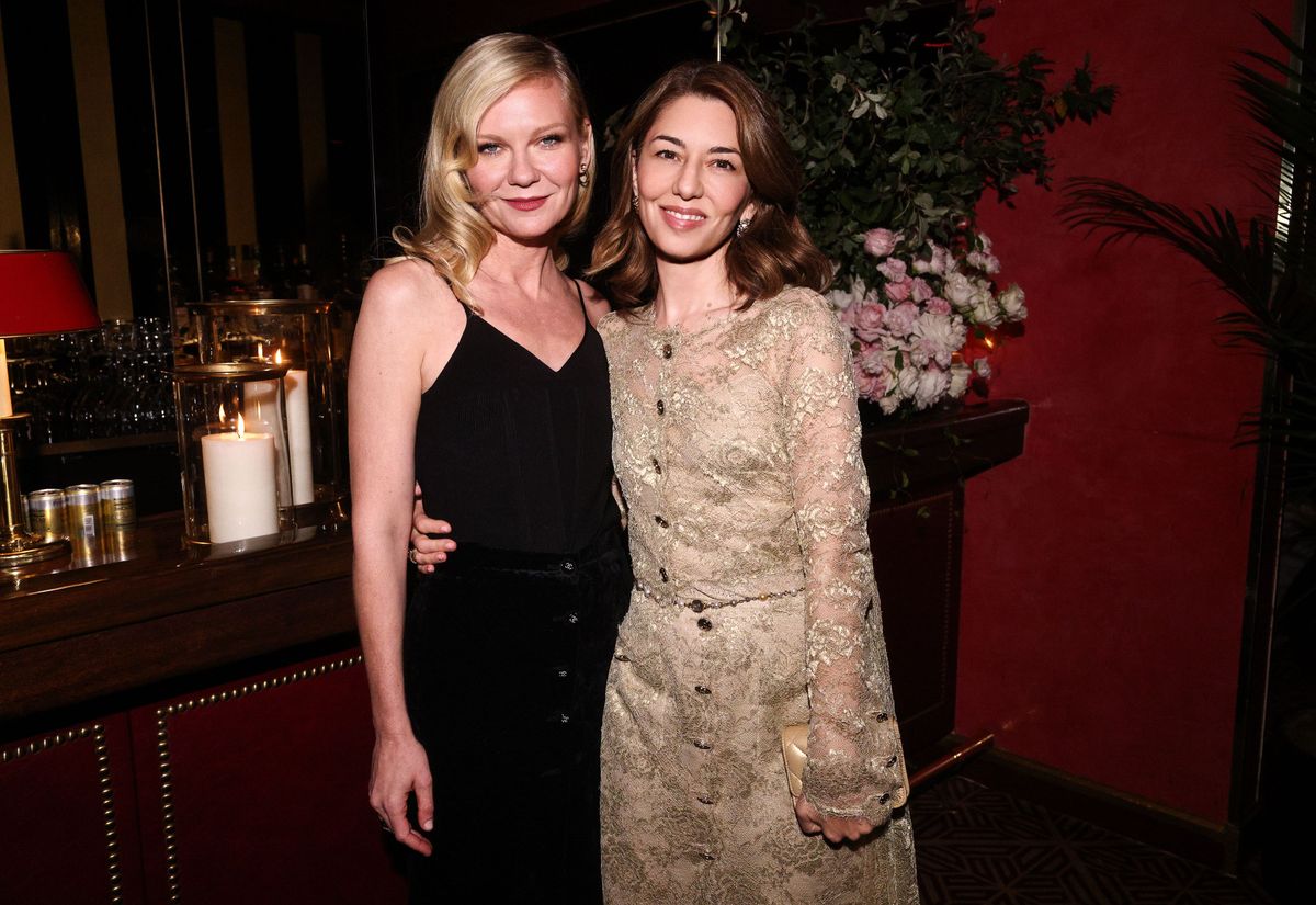 Lauren Sánchez Bezos steals the show in sheer skirt and designer ...