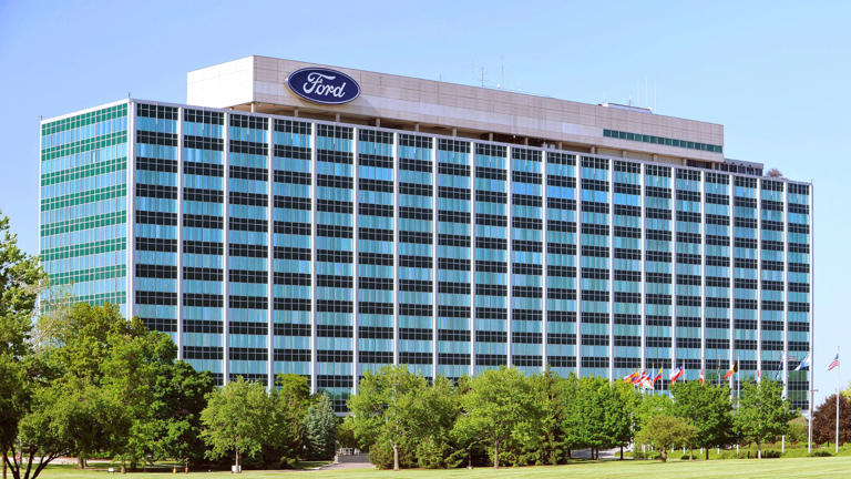 Ford Employees Return To The Office
