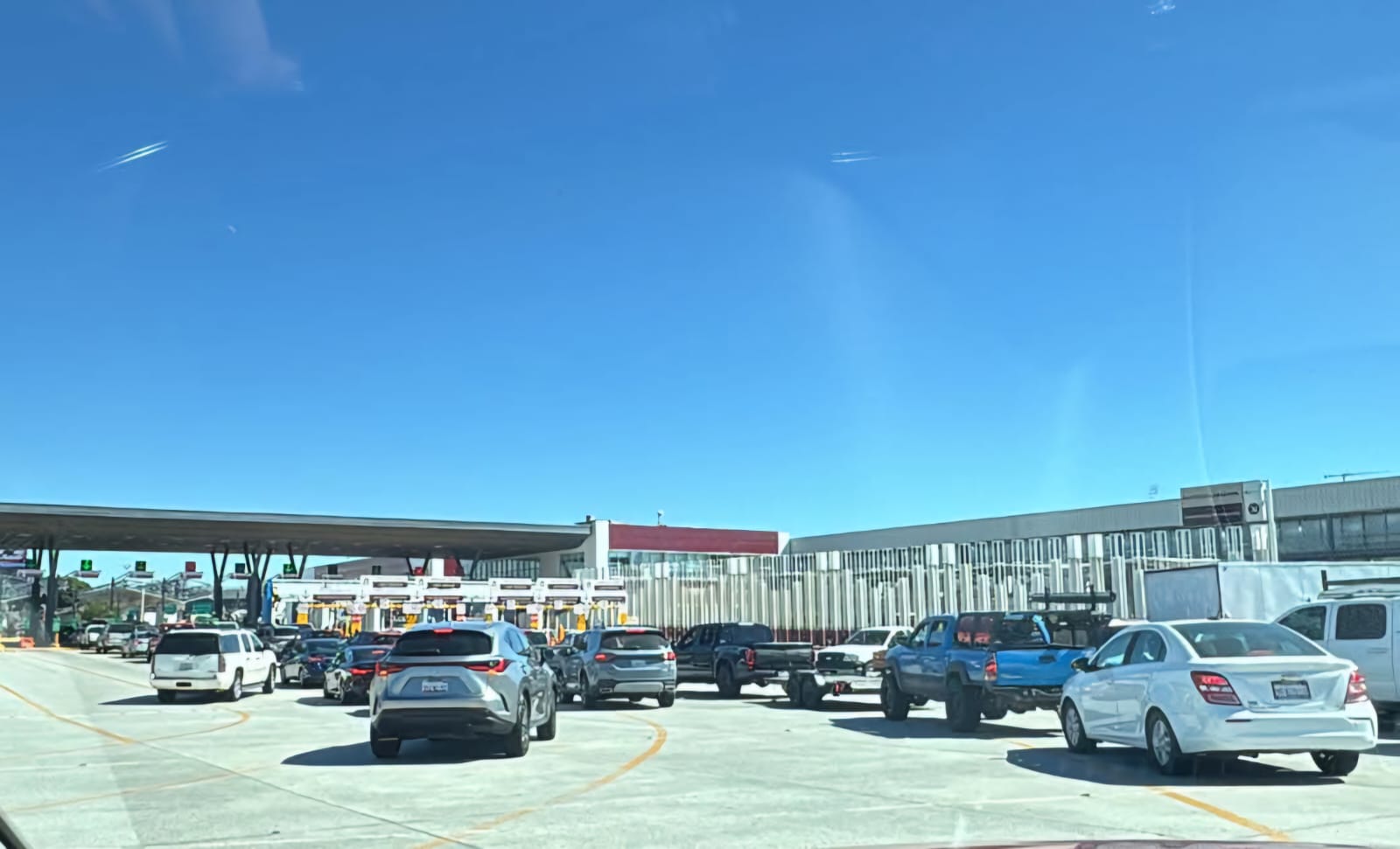 Seized Cars Stall Expansion of San Ysidro–Tijuana Border Lanes