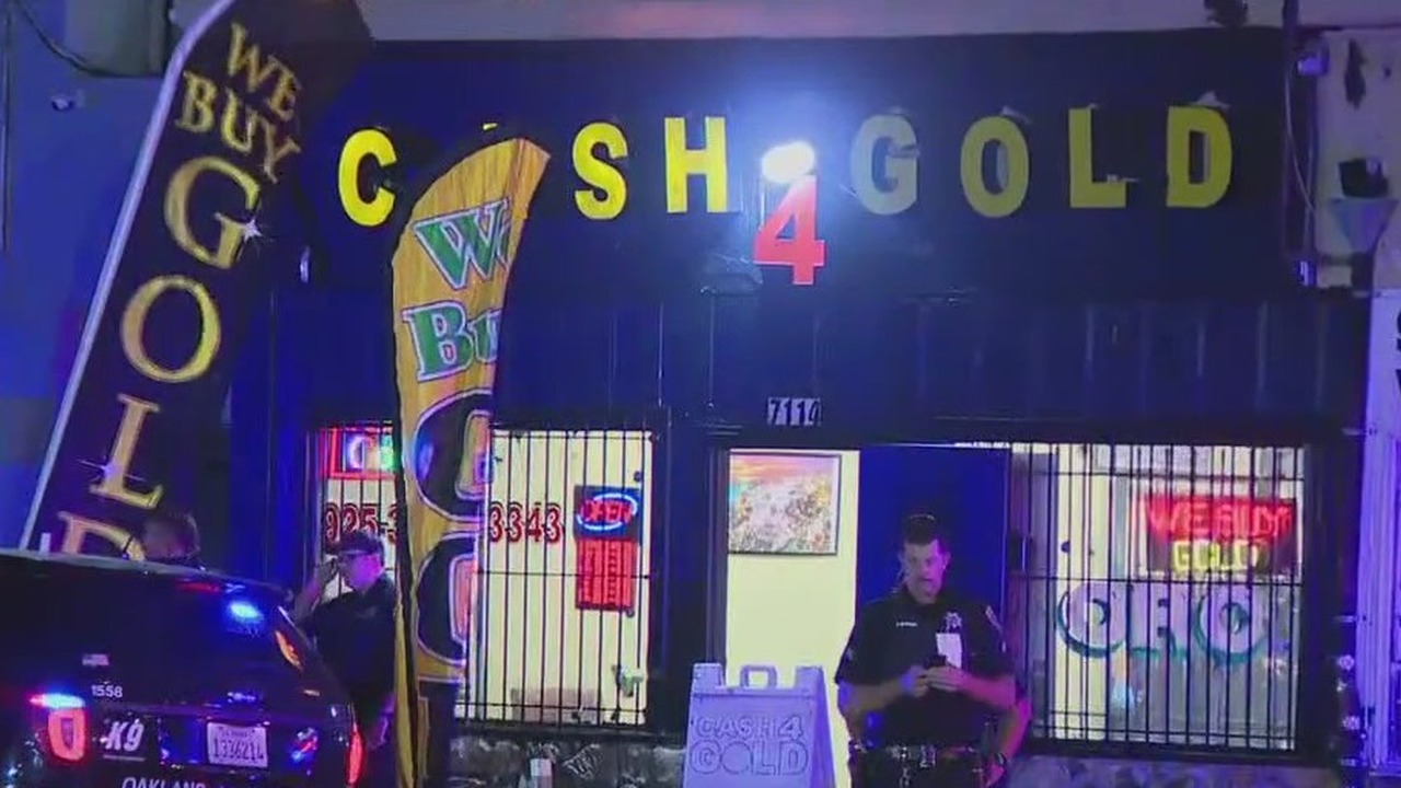 Surviving suspects in shootout at Oakland gold shop could face murder ...
