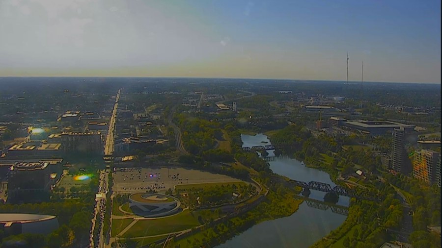 Quite warm with little chance for rain for Columbus area
