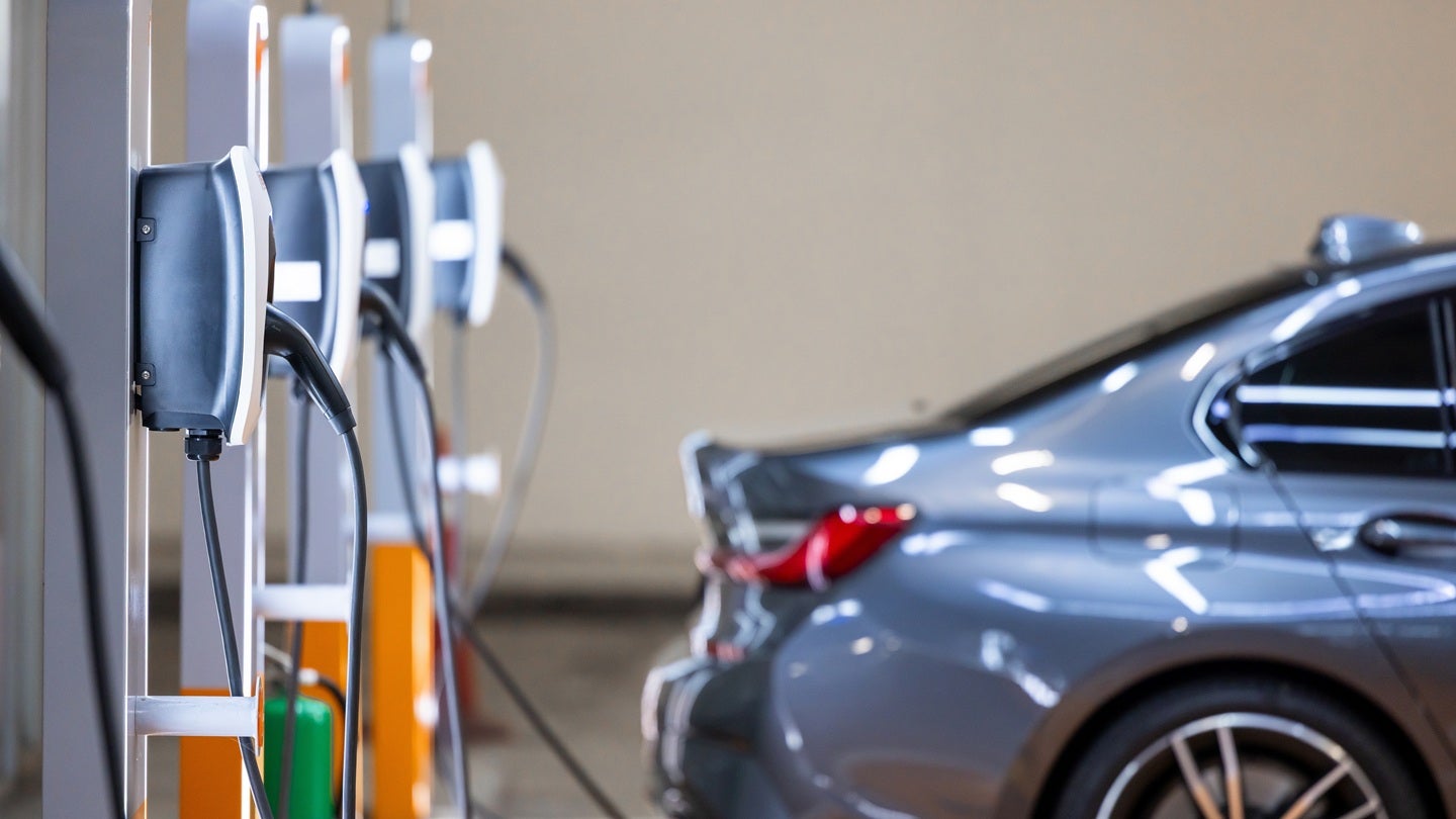 Blink Charging integrates with Paua platform to expand UK EV charging ...