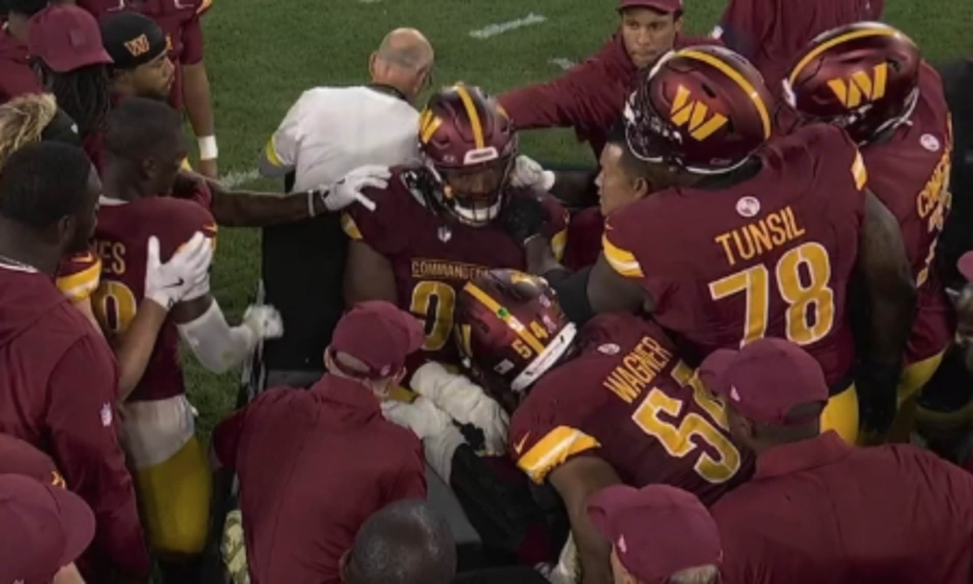 NFL star breaks down in tears after suffering gruesome injury in ...