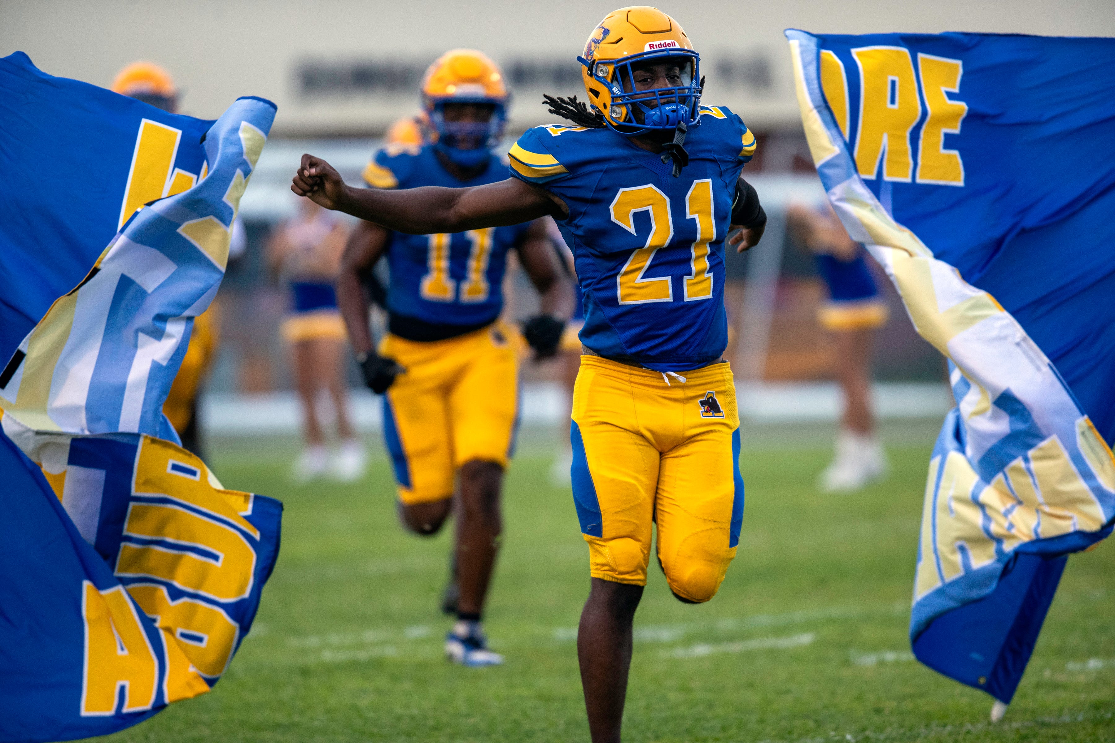 Live scoreboard: Keep up with Week 4 Polk County high school football games